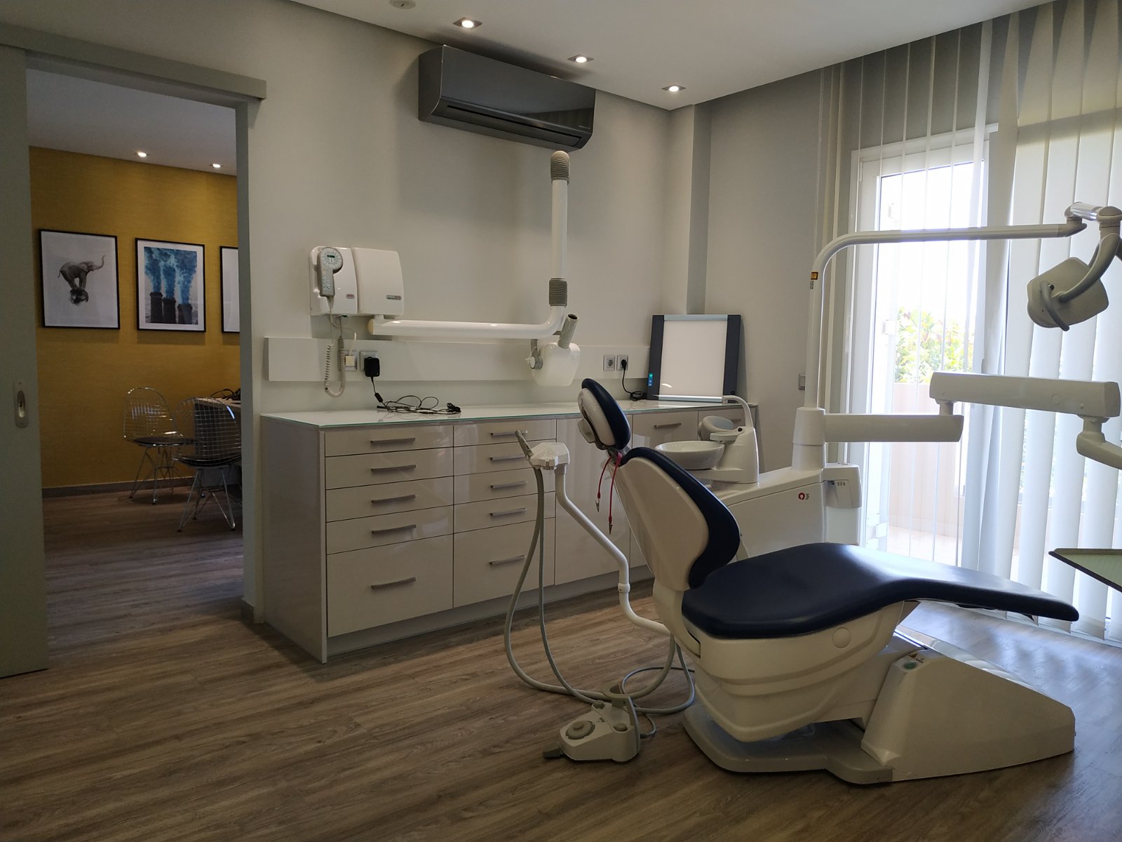 Το Οδοντιατρείο μας : Voutos Dental Clinic